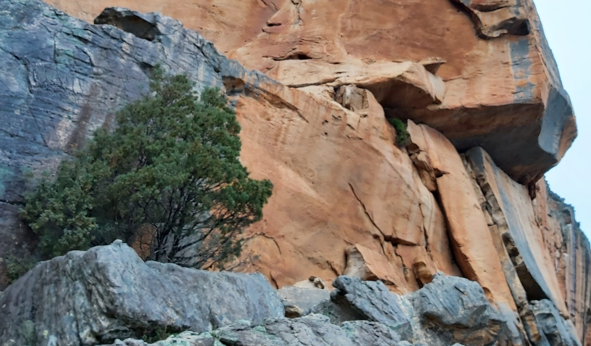 Rock climbing in Gariwerd